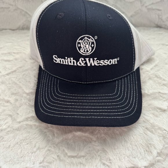 Smith And Wesson | Accessories | Smith And Wesson Hat And Protective ...